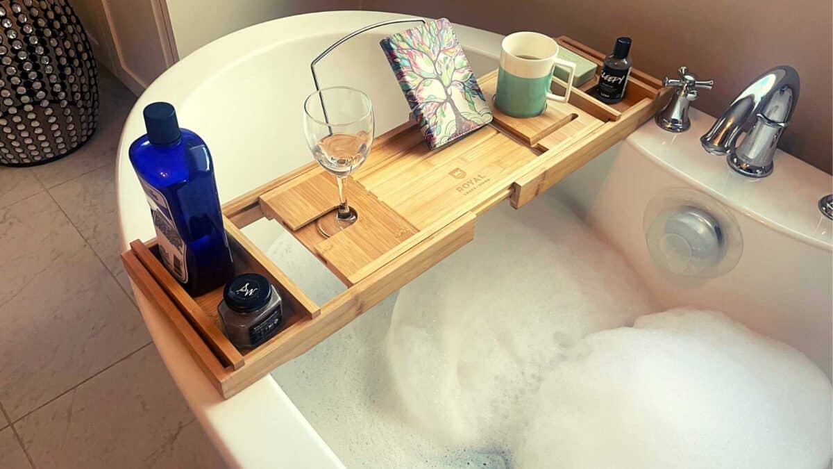 16 Must-Have Bathtub Accessories for a Spa Experience - MyPurseStrings.com